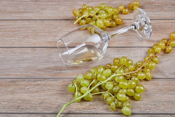 Sauvignon Blanc or Chardonnay? How to choose the right white wine for ...